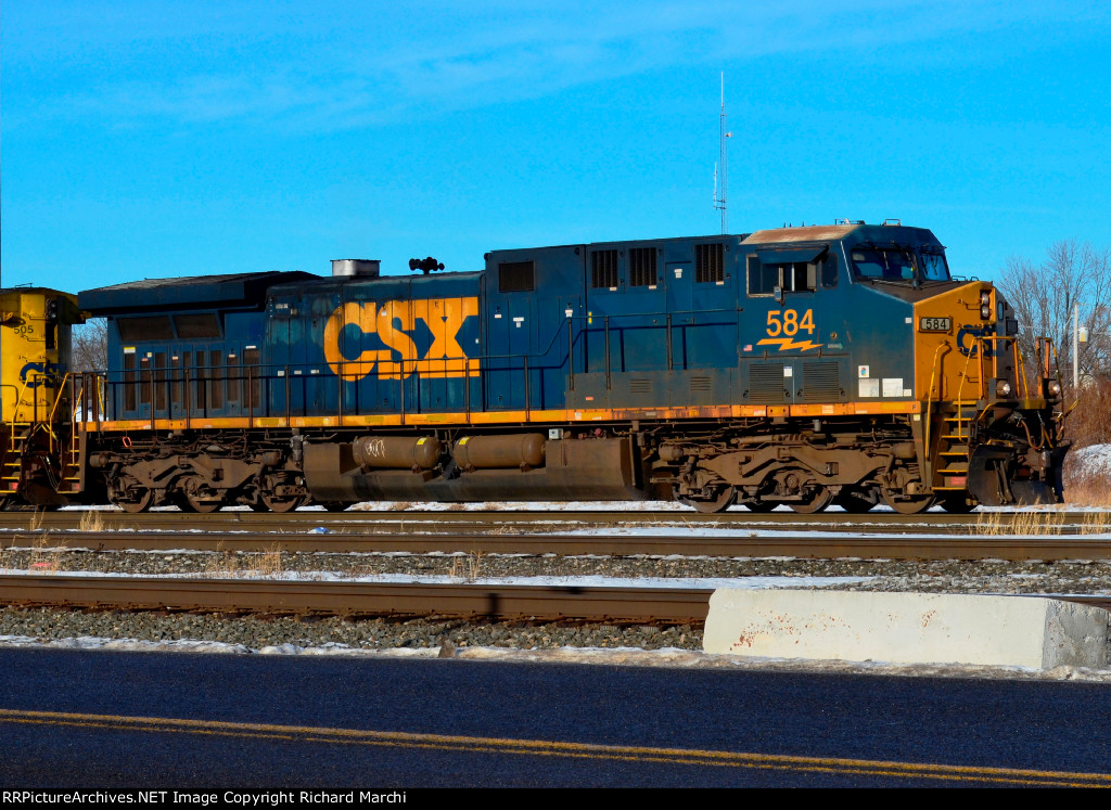 CSX 584
